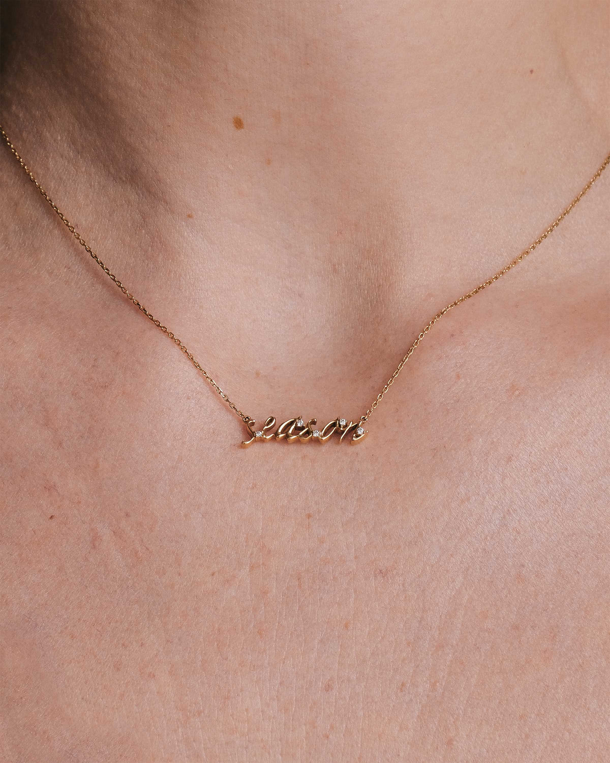Cursive Personalsied Nameplate Necklace | 9K Solid Gold | YCL
